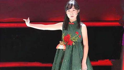 11岁徐贝涵翻唱叶佩英《我爱你中国》，京剧唱腔，优美动听文化历史戏曲好看视频