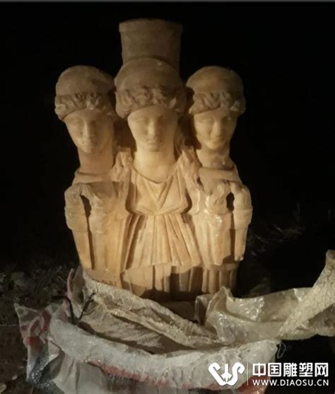土耳其找到三相女神赫卡忒雕塑希腊神话中黑化第一人 中国雕塑网