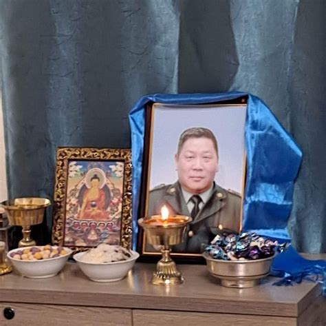 Ц АНАНДБАЗАР АЖЛЫН БАЙРАН ДЭЭРЭЭ АМИА АЛДСАН АЖИЛТНЫХАА АР ГЭРИЙНХЭНД ТУСЛАМЖ ҮЗҮҮЛЭХЭЭС