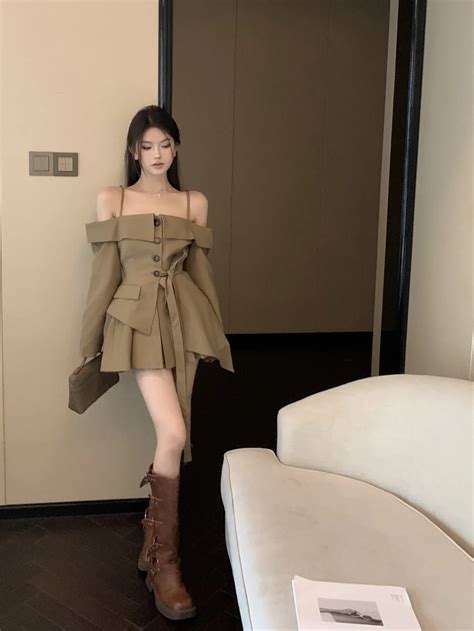 기질 투피스 세트 여성 가을 불규칙한 오프 숄더 긴 소매 블레이저 탑 하이 웨이스트 플리츠 스커트 쇼트 드레스 위시버킷