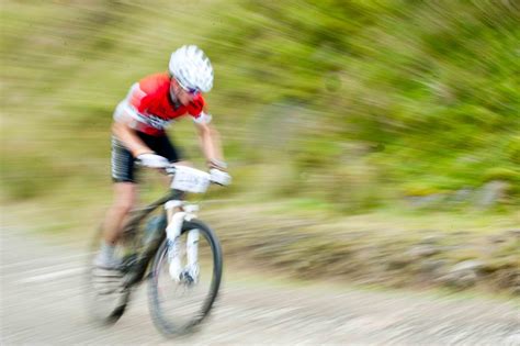 Digital SLR Photography Training Shooting In Shutter Priority Mode Uses