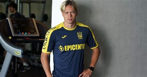 Мудрик Сподіваюся що головним відкриттям ЄВРО 2023 стане збірна України