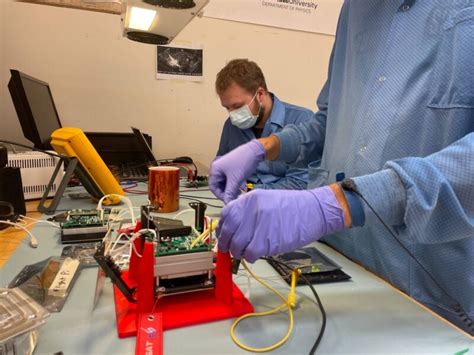 Worlds First Raspberry Pi Powered Cubesat Celebrates Record Making