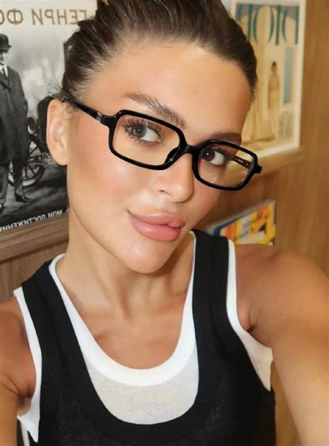 Очки прямоугольные в стиле Miu Miu купить на Ozon по низкой цене 1953667233