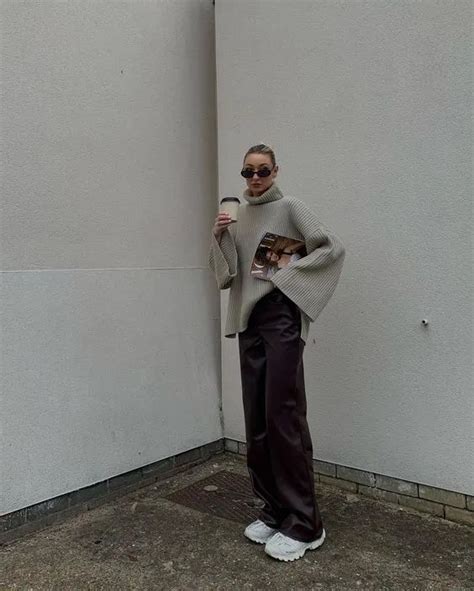 З чим носити взимку шкіряні штани цікаві образи Fashion