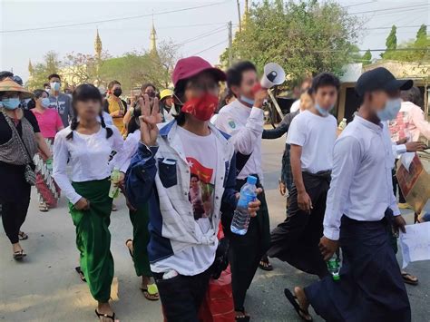 Dvb မိတ္ထီလာတွင် မိဘ ဆရာ ကျောင်းသား သုံးနားညီတြိဂံ ကျောင်းမတက်ရေး ကမ်ပိန်းပြုလုပ်