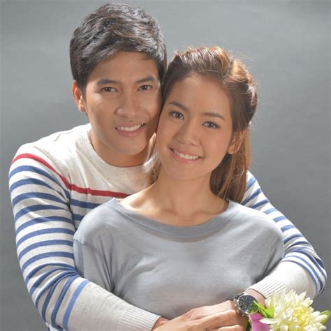 ‎อยากบอกรัก เพลงประกอบละคร ใยกัลยา Single By ไมค์ ภัทรเดช And โบว์