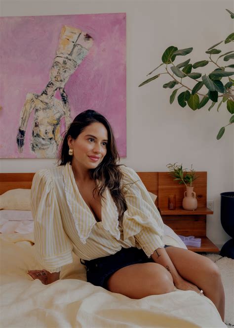 Inside Entrepreneur Cyndi Ramirezs Chill Apartment In New York City Bed Threads
