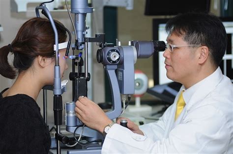 녹내장 환자 증가 남성보다 여성 환자가 더 많아 심할 경우 실명까지