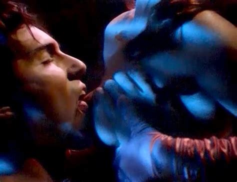 Tammy Parks Nue Dans Droid Gunner