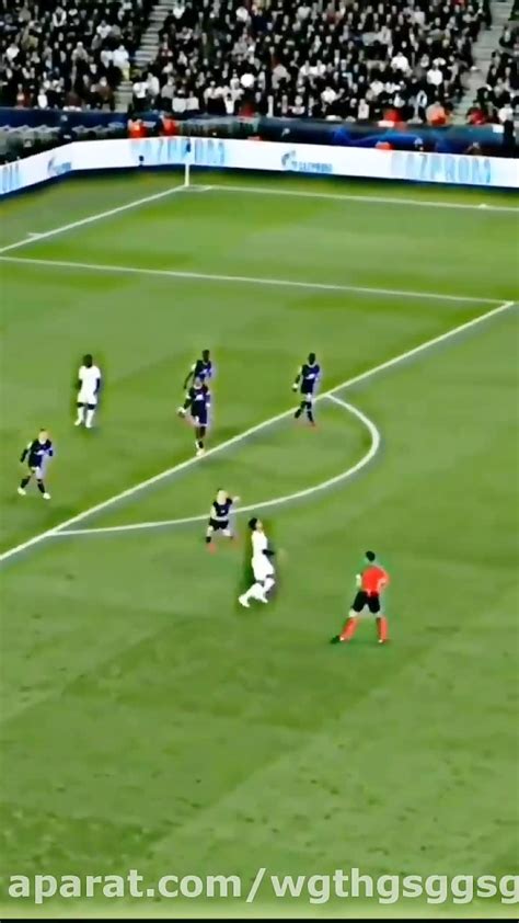 سوپر گل مسی به منچستر سیتی