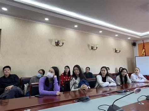 Хэлний туршилт судалгааны төвийн ээлжит семинар боллоо Монгол Улсын