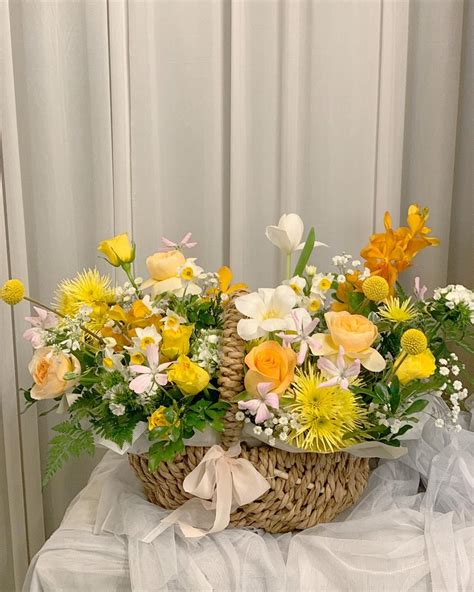 꽃모닝~💕 밤새 눈이 많이 내렸어요~🌨 운전 조심하시구요~ 기분좋은 하루 보내세요~☺️ 채희수플라워꽃바구니