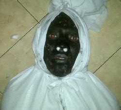 Pocong Hantu Seram Betul Sinopsis Film Jaga Pocong Menguak Teror Hantu Pocong Yang Menyeramkan