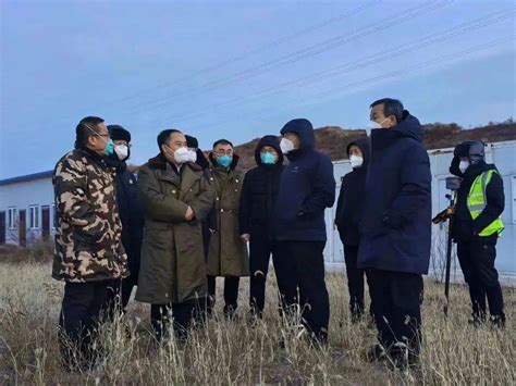 潞安化工集团领导与平定县政府华阳集团山西建投领导调研五矿方舱隔离点建设情况 工作