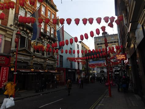Macclesfield Street Chinatown © Bryn Holmes Geograph Britain And