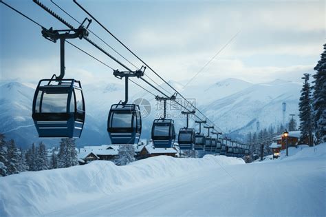 滑雪缆车高清图片下载 正版图片600419348 摄图网