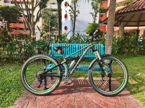 Heavily Upgraded Polygon D5 Sports Equipment Bicycles And Parts