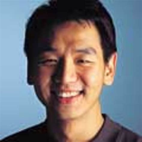 여자는 버스 남자는 정류장