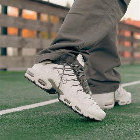 Nike Air Max Plus Tn Bone Olive Nike Shoes Men Nike Sneakers Men