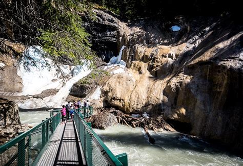 Ink Pots Hike Via Johnston Canyon Banffs Most Popular Trail Hike