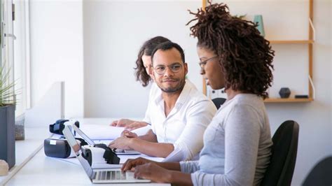 How Custom Software Development Optimizes Workflows