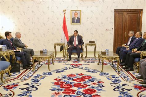 اكد دعم بلاده المتواصل للشرعية اليمنية السفير الروسي يعلن إعادة تجهيز