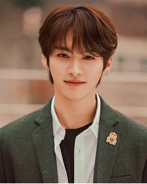 이리노 Lee Know Korece Çizim Eğlence