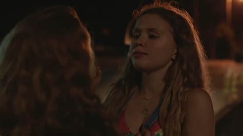 Pin By Justine Helleson On Sharp Objects Sharp Objects Hbo Novels