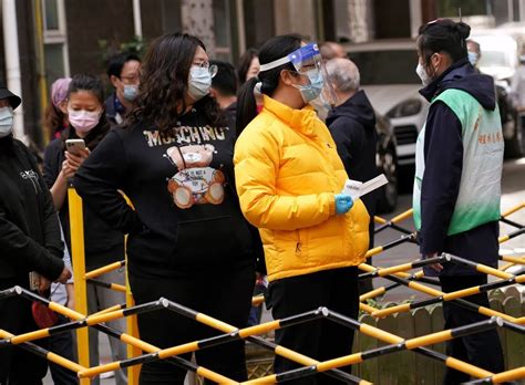 居民用这些方式向防疫工作者致敬