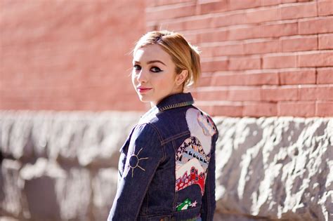 Daily Celebrities Paparazzi Candid And Photoshoot Pictures Peyton Roi List At Marc Jacobs Show