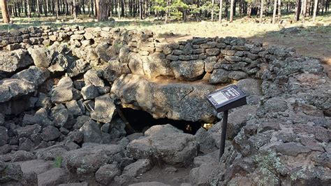 Flagstaff Lava Tube Hike Lava River Cave Nerds On The Road