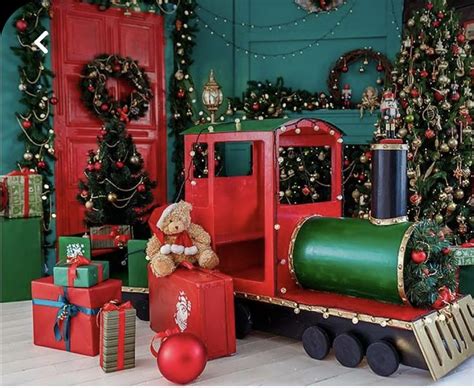 საგურამო სახლისა და ეზოს დეკორირება თემატიკა საახალწლო გარე კიბეები ეზო სახლი გარედა