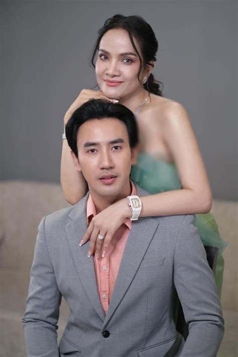 បែ ក គ្នាមួយរយៈ ស្ងាត់ៗ ពេជ្រ សោភា និង ឆឹម សក្កដា ប្រកាសភ្ជាប់ពាក្យហើយ Khmerload Cambodia