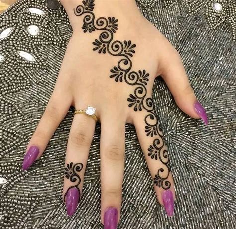 حنة بنات سودانيات