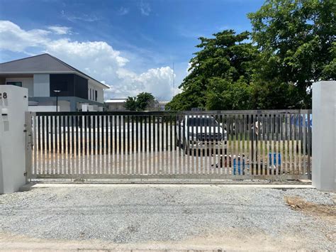 ส่งงาน 🫶🏻🩵 ประตูบานเลื่อนวัสดุสแตนเลสล้วน พร้อมมอเตอร์ เปิด ปิดอัตโนมัติ Bsm 1 000kg ขนาดประตู