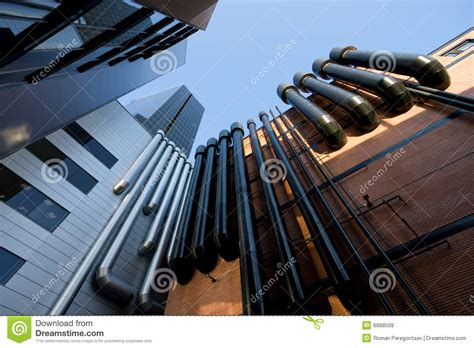 Stedelijke Gebouwen Met Buizen Stock Afbeelding Image Of Structuur