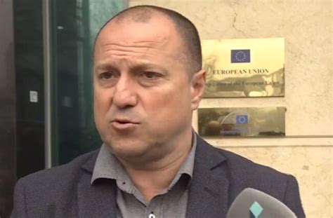 Во живо Изјава на Александар Тасевски претседател на синдикатот на М НАВ Независен Весник