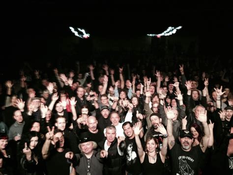 Nim Vind Shares Vlog From Tour With Gary Numan Premiere Digital