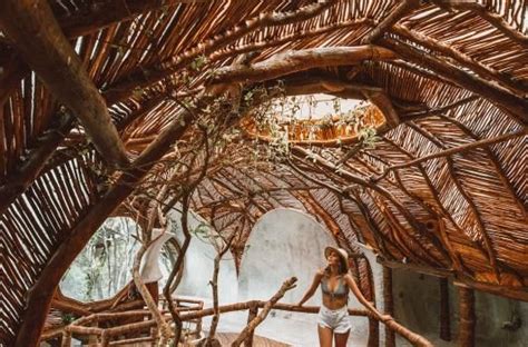 S Craziest Treehouses In Treetops Around The World Tree House Building A Treehouse