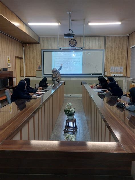 دبیرستان نمونه دولتی آرمیتا مصلی نژاد مدرسه هوشمند