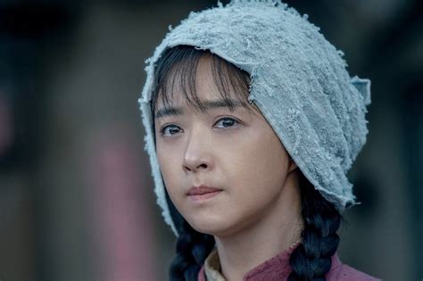 功勋电视剧热播蒋欣申纪兰演绎年代励志女性 单元