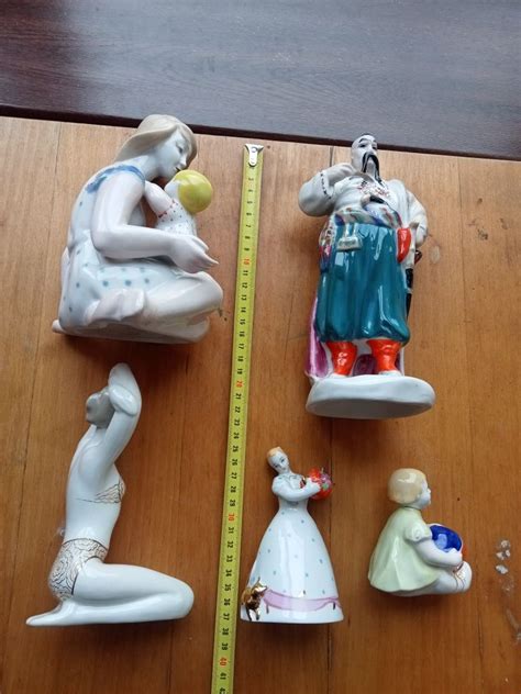 Продам фарфорові статуетки часів СССР 100 грн Колекціонування Стрий на Olx