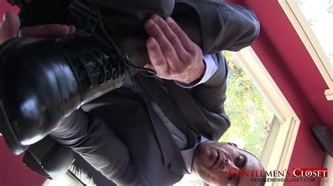 Steve Vex Enjoys His Own Feet While Showing It Off To Provoke Xxx