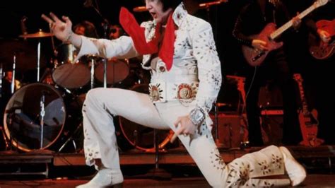 Elvis Presley The King Of Rock And Roll A Journey Through 100