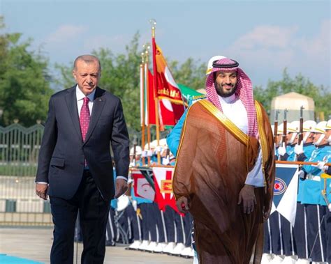 Pin de ᴍᴀʏᴀ sʜᴀʜᴀʙ en MBS