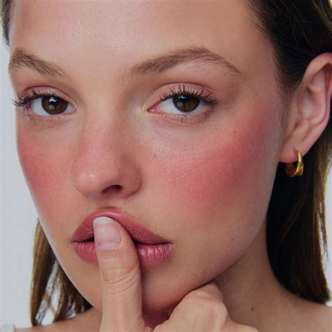 Pocket Blush Sleepy Girl Rhode Skin