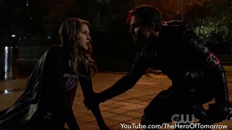 The Flash 4x08 Flash Green Arrow Supergirl Vs Reverse Flash Dark