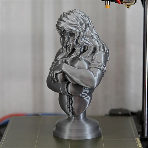 3d Printable Slave Girl By Claydemon Miniatures