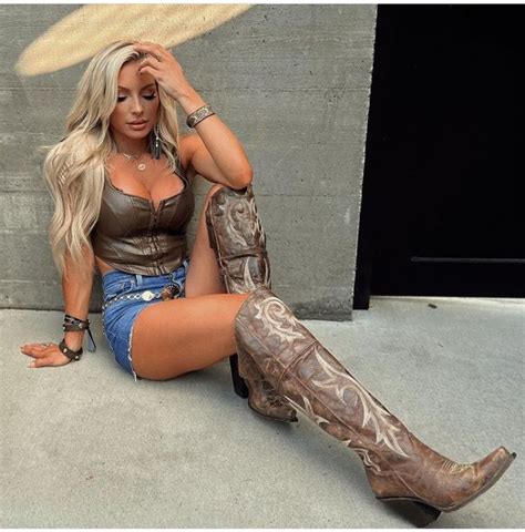 Pin By Keith Thomas On Boots Hot Cowgirl Outfits Cowgirl Style
